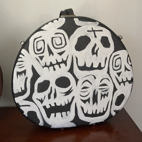 Samsonite | Other | Desperately Seeking Susan Inspired Round Suitcase ...